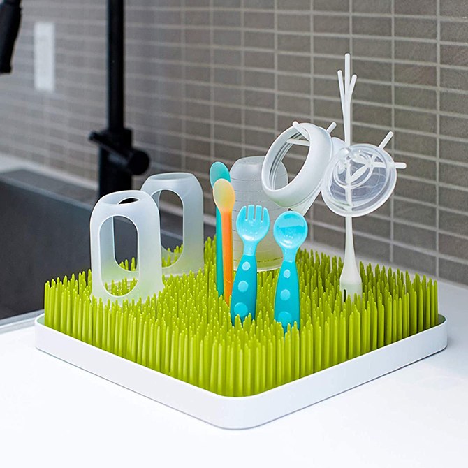 The 3 Top Bottle Feeding Positions & Techniques - Simplest Baby